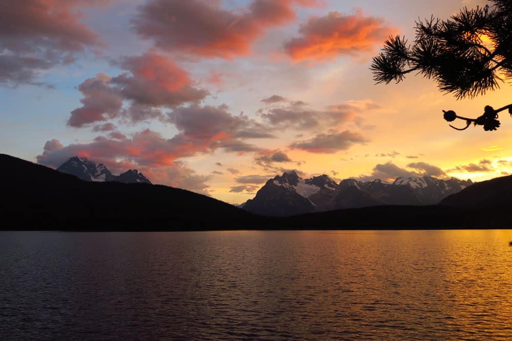 Hiking Tweedsmuir in the heart of Chilcotin from Turner Lake